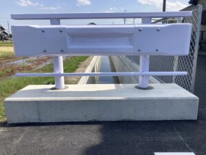 農業用排水路(ガードレール・ネットフェンス)／㈱河村産業所様 施工 – 大竹建機産業株式会社｜名古屋の建機・資材・非常用電源・発電機販売